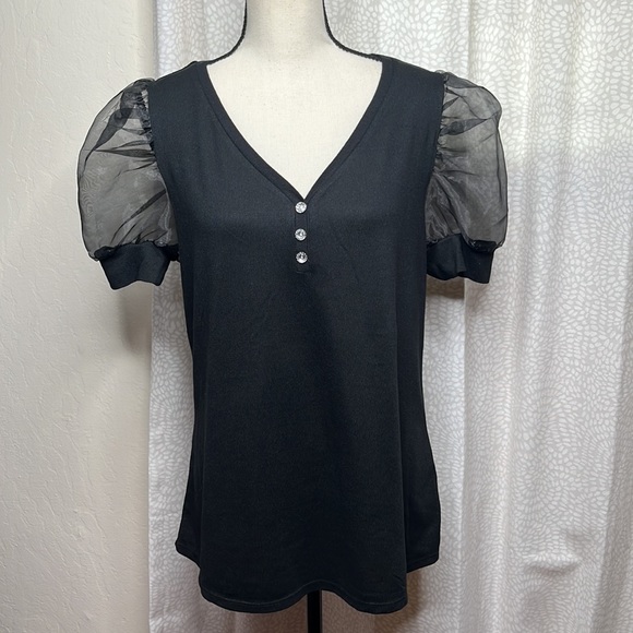 retrology | Tops | New Retrology Vintage Style Vneck Blouse | Poshmark